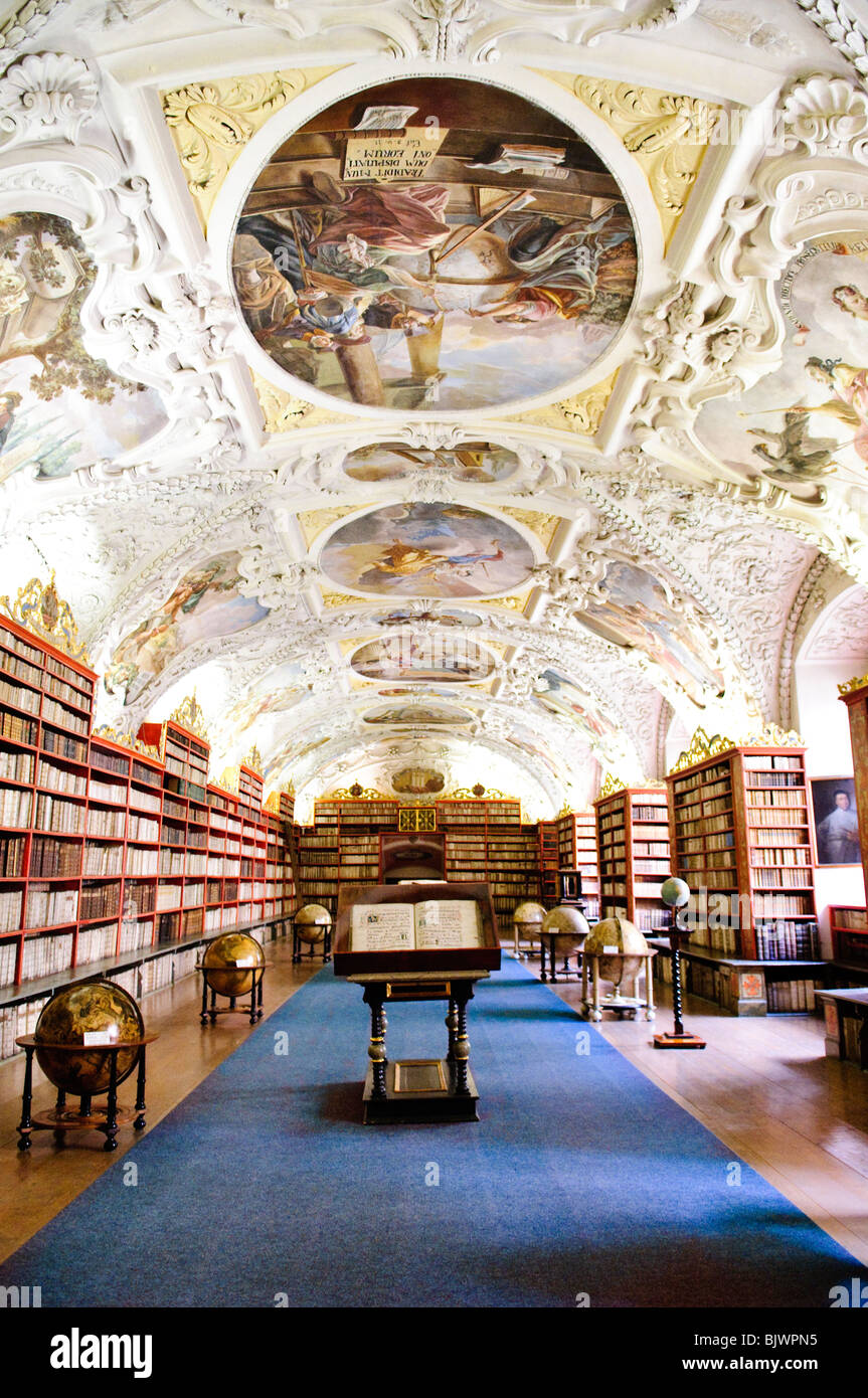 Strahov Library Philosophical Hall Prague Czech Republic // Strahov ...