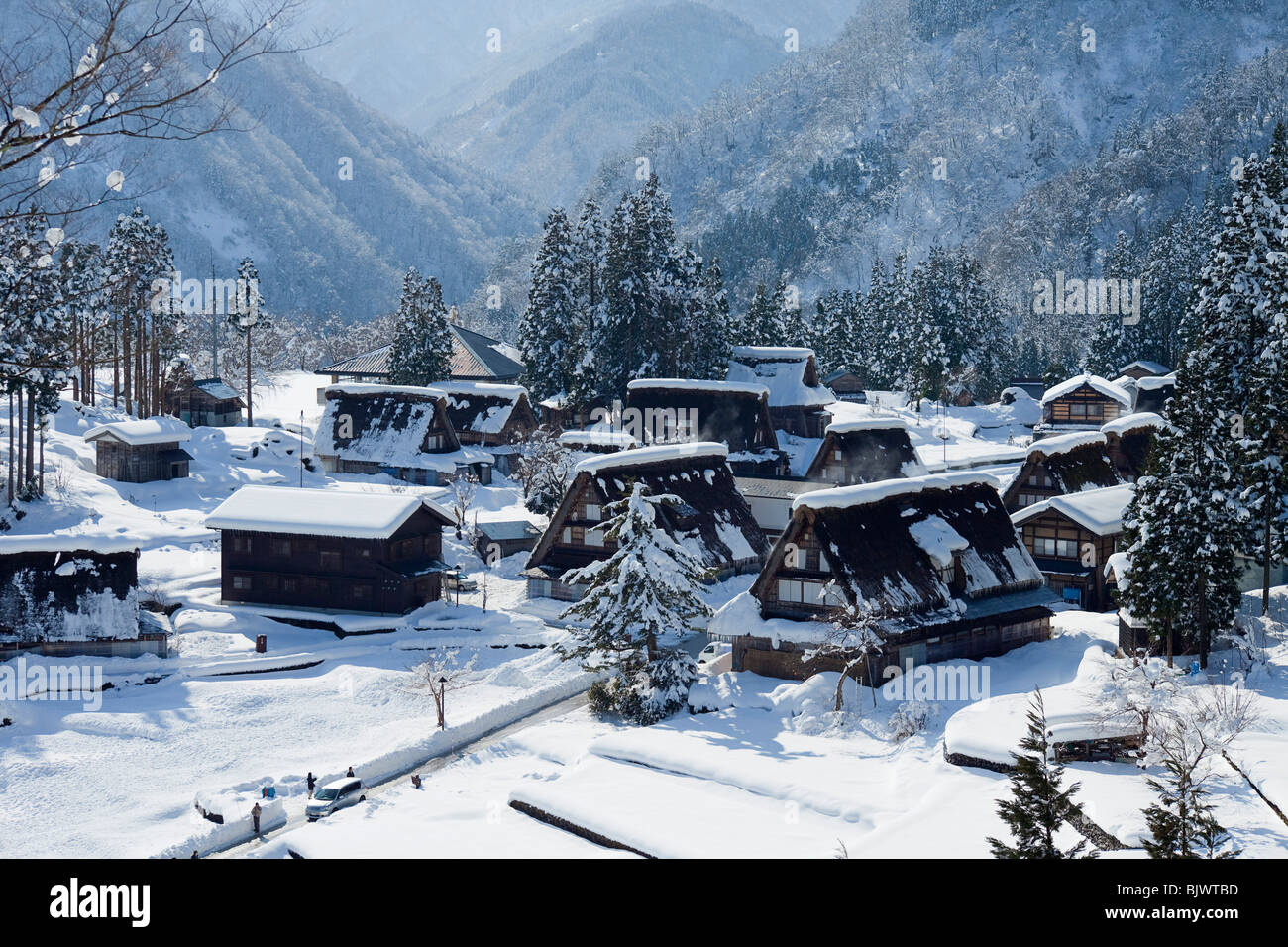 Japan thatched roof house hi-res stock photography and images - Alamy