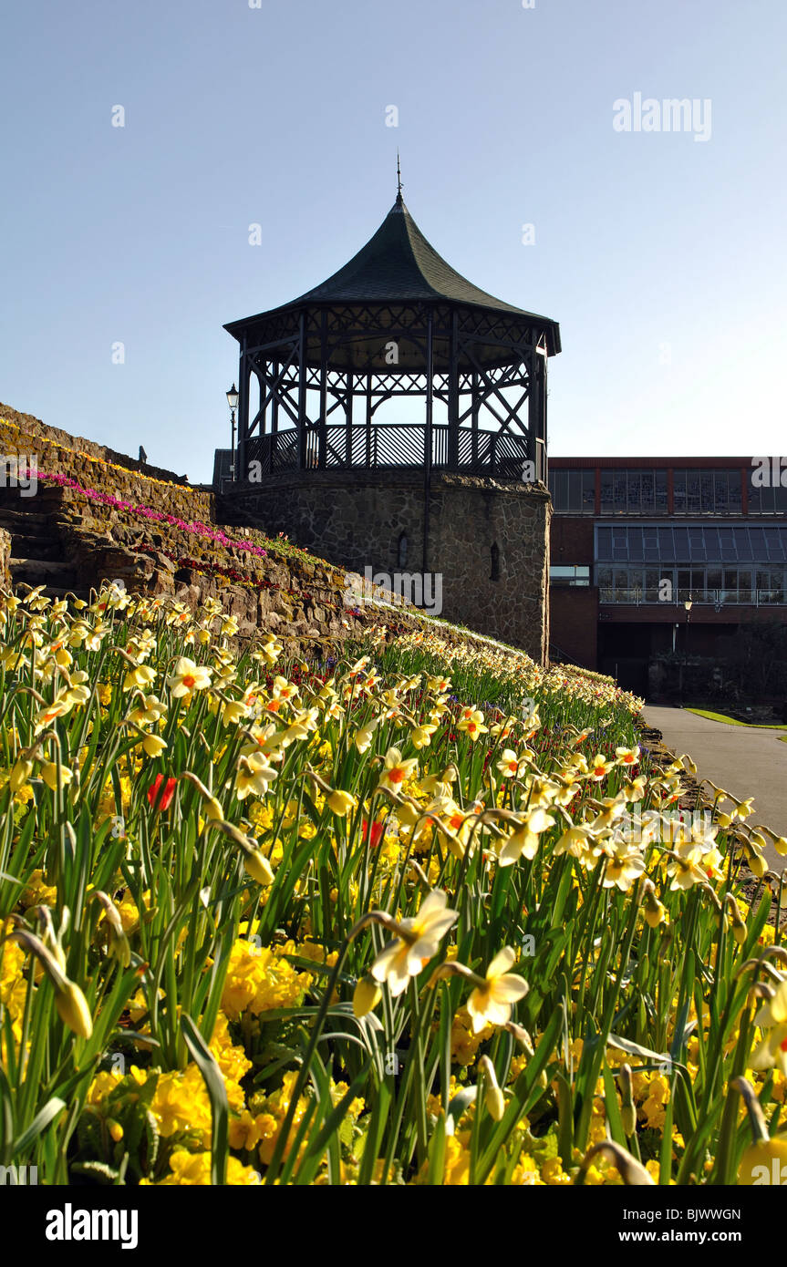 Bandstand and Castle Grounds in spring, Tamworth, Staffordshire ...