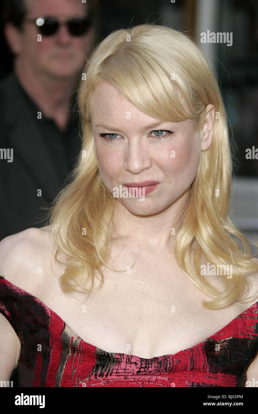 RENEE ZELLWEGER CINDERELLA MAN WORLD PREMIERE UNIVERSAL CITY WALK ...