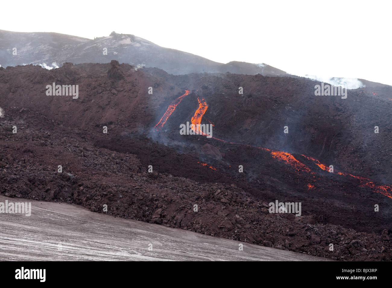 Volcanic eruption at Fimmvorduhals Iceland - Floating lava in streams ...
