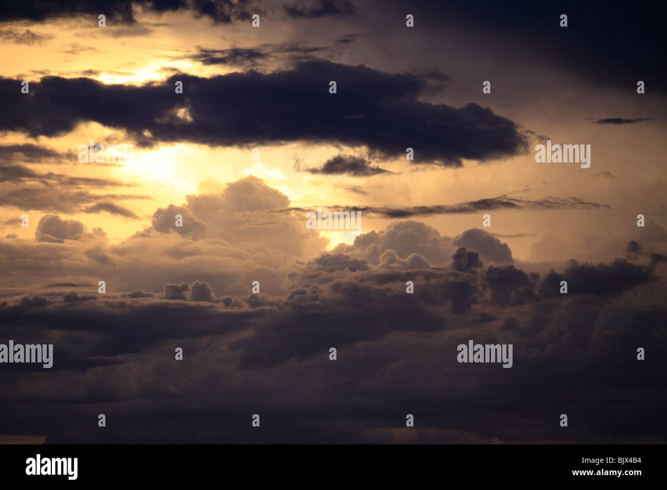 Sunset thunder clouds hi-res stock photography and images - Alamy