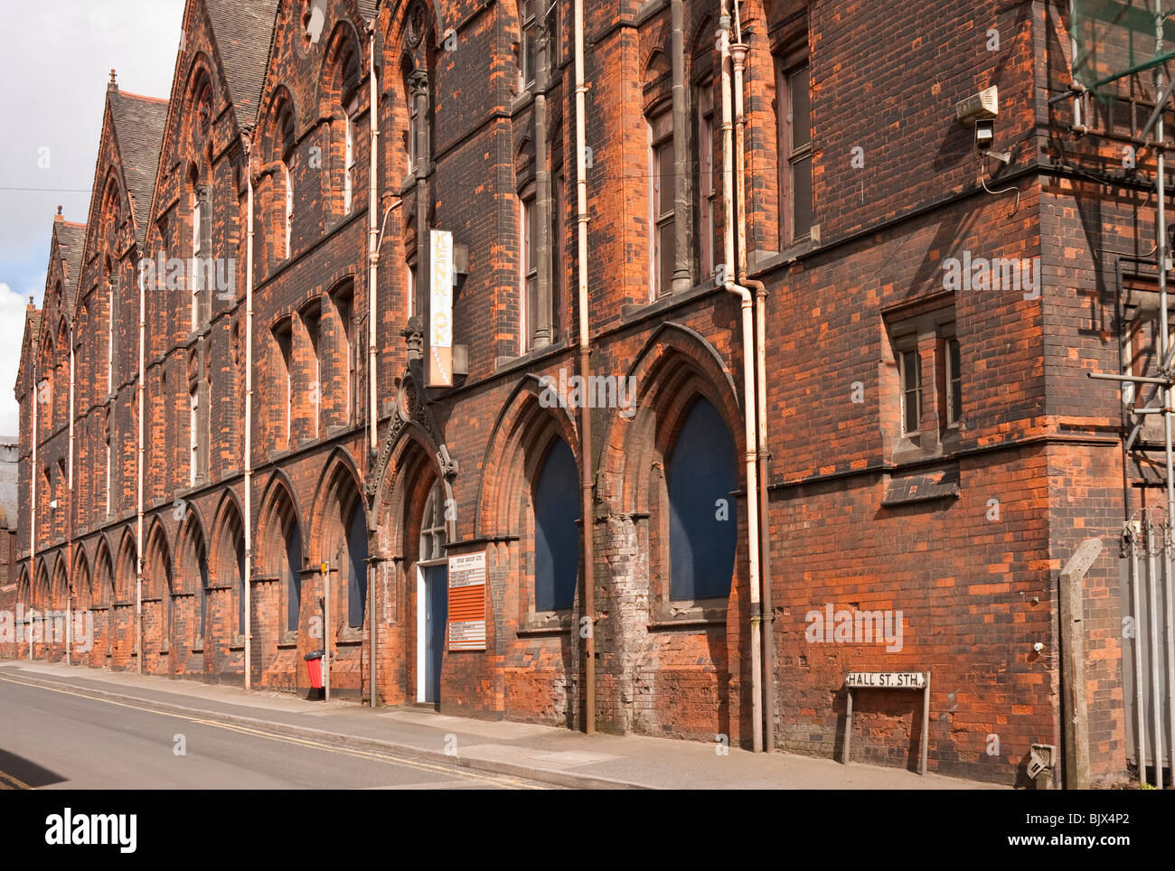 Victorian industrial buildings hi-res stock photography and images - Alamy