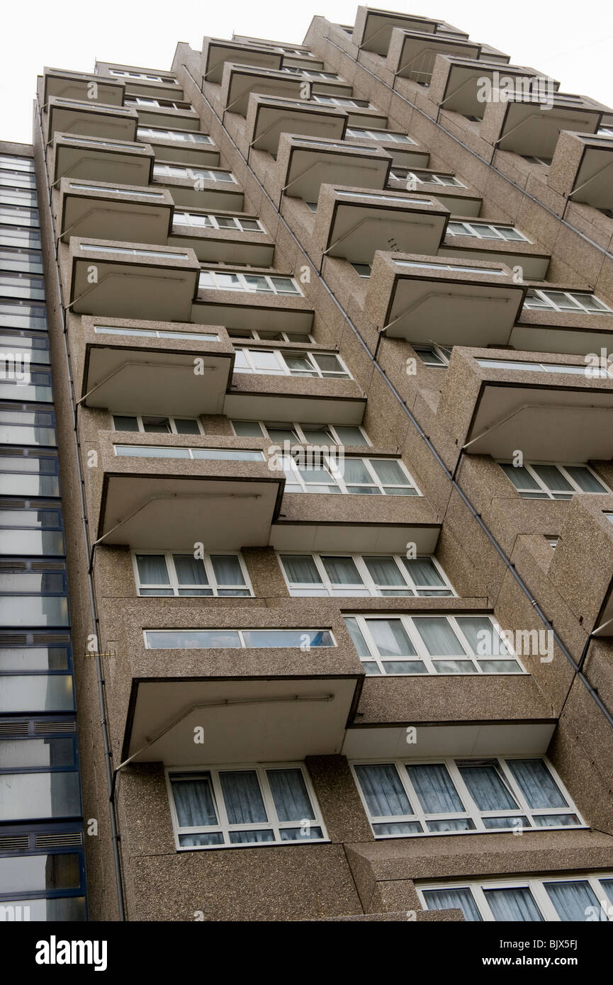 Block of flats balcony hi-res stock photography and images - Alamy