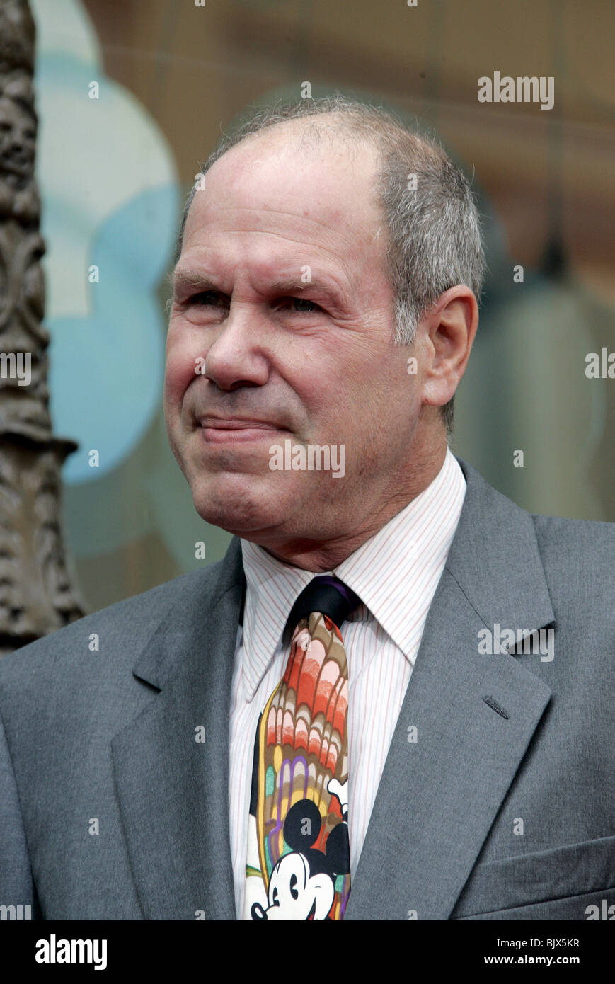 Michael eisner disney hi-res stock photography and images - Alamy