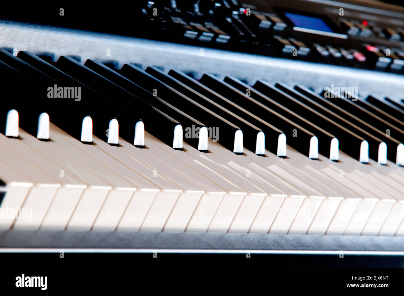 Modern jazz piano hi-res stock photography and images - Alamy