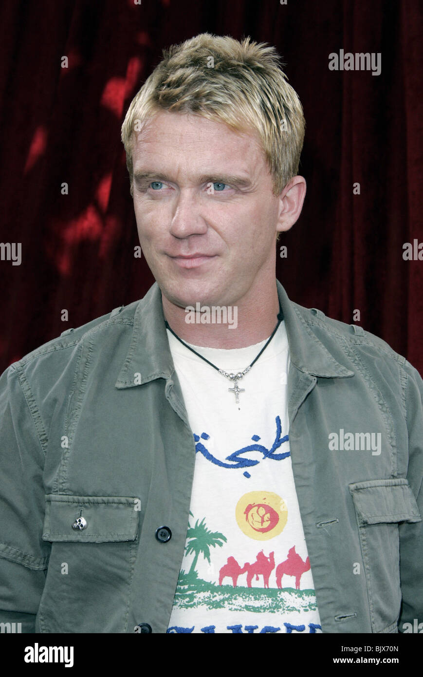 ANTHONY MICHAEL HALL 2005 MTV MOVIE AWARDS SHRINE AUDITORIUM LOS ...