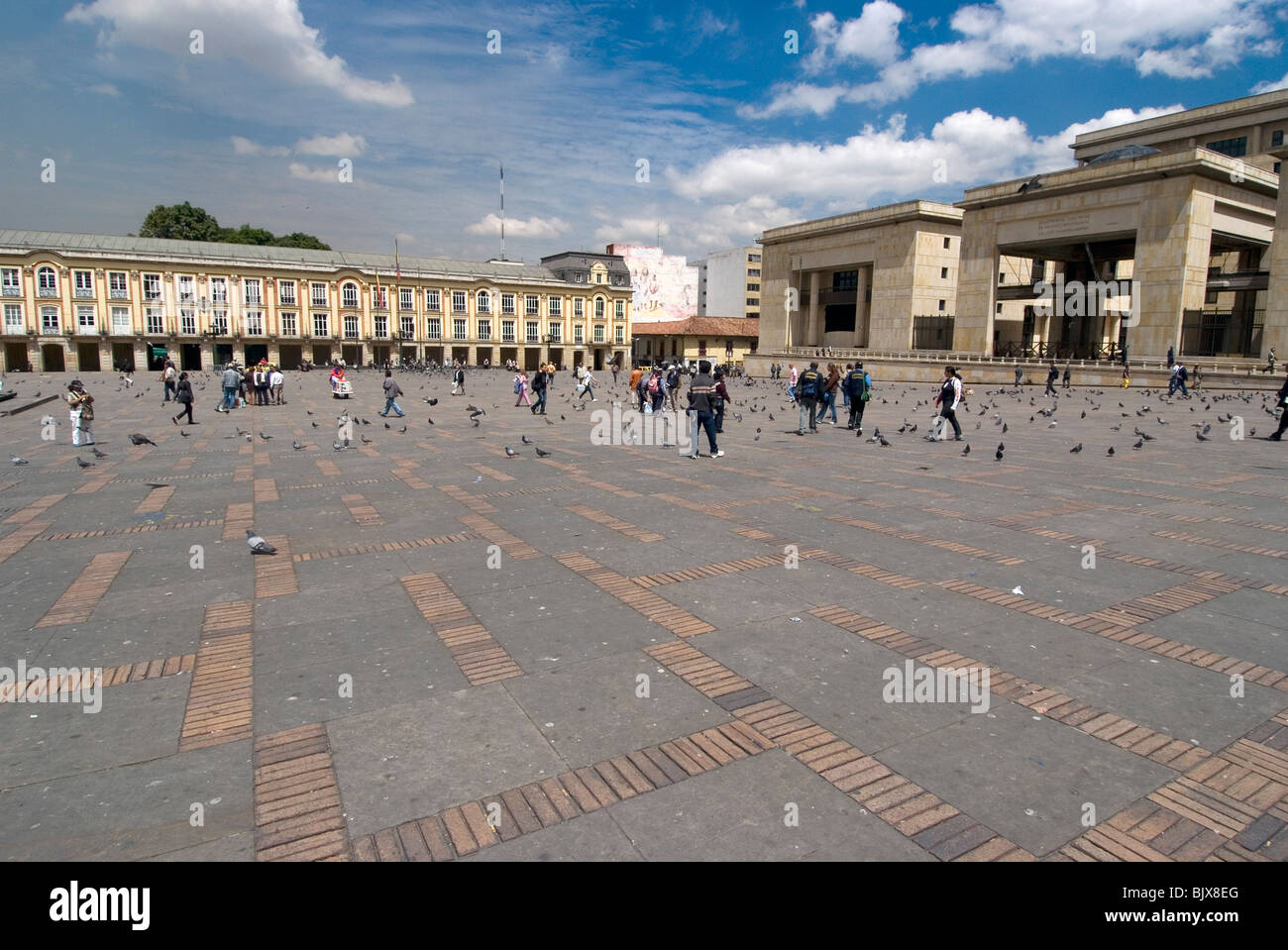 Bolivar square hi-res stock photography and images - Alamy