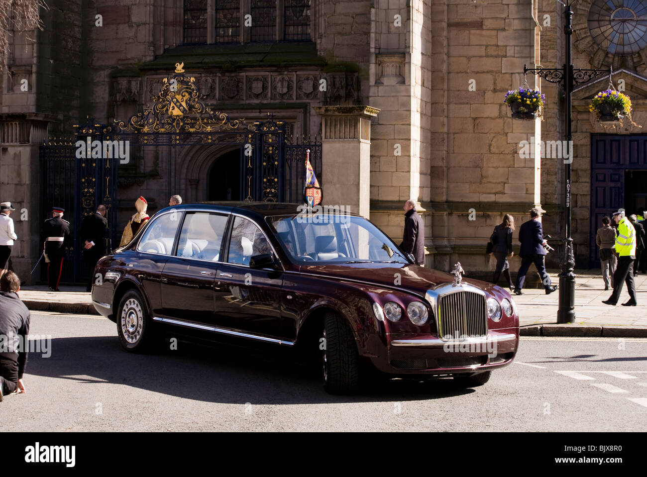 Her Majesty The Queen's State Bentley Limousine drives past Derby ...
