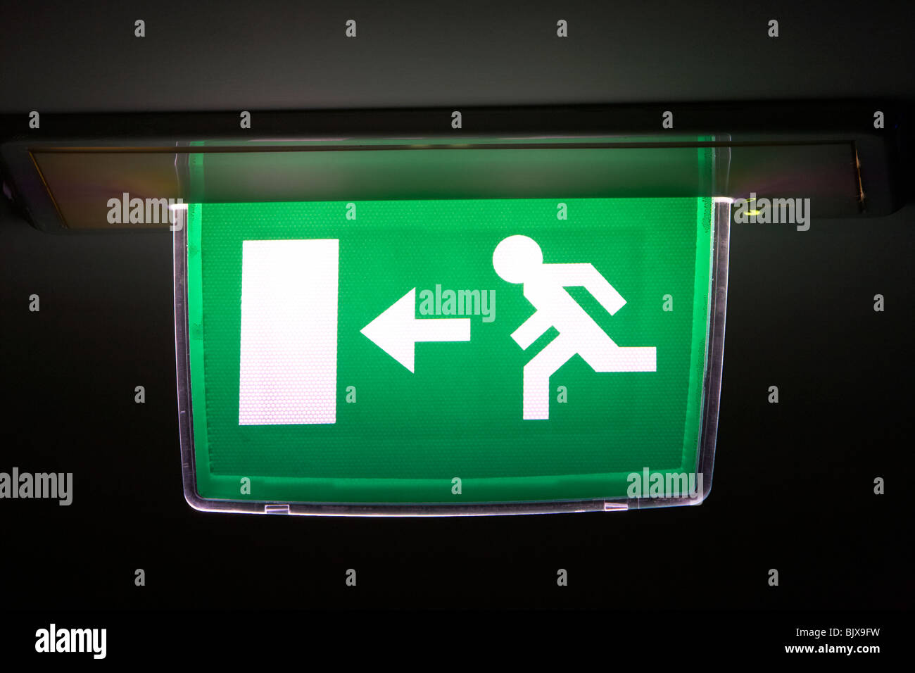 Emergency exit signs hi-res stock photography and images - Alamy
