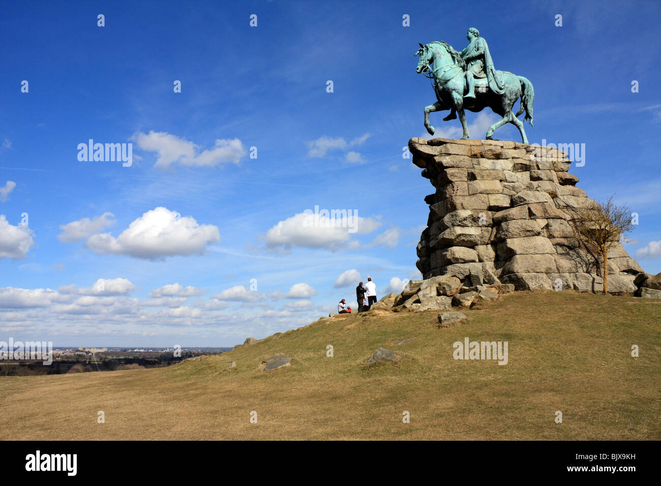 King George III statue on Snow Hill at the end of The Long Walk ...