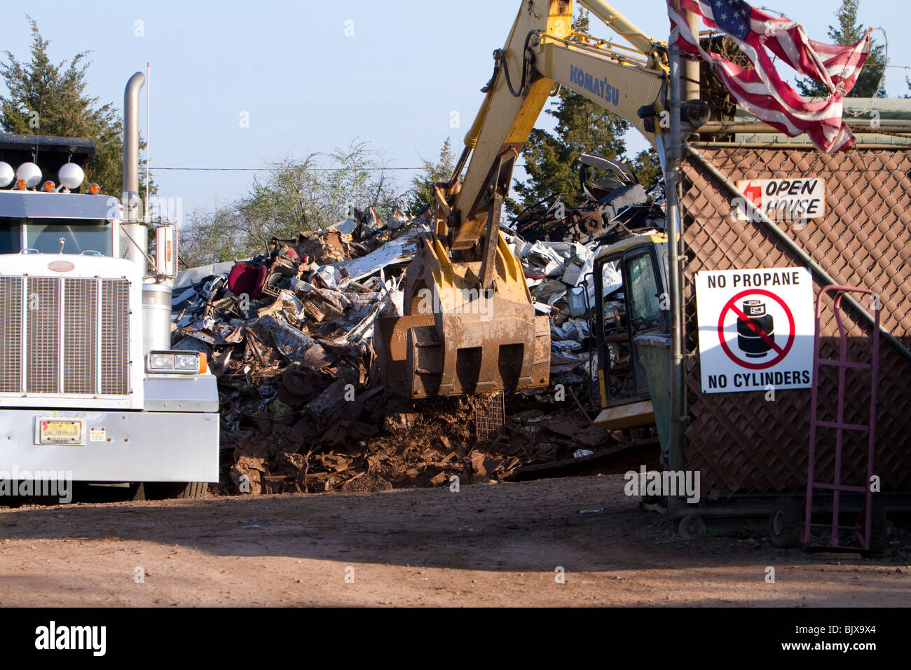 Loading a large truck lorry at a junkyard with scrap metal Stock Photo ...