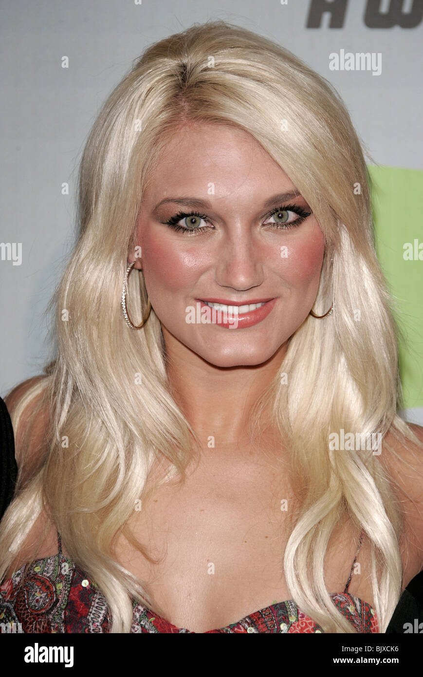 BROOKE HOGAN VHI BIG IN 06 AWARDS SONY STUDIOS CULVER CITY LOS ANGELES ...