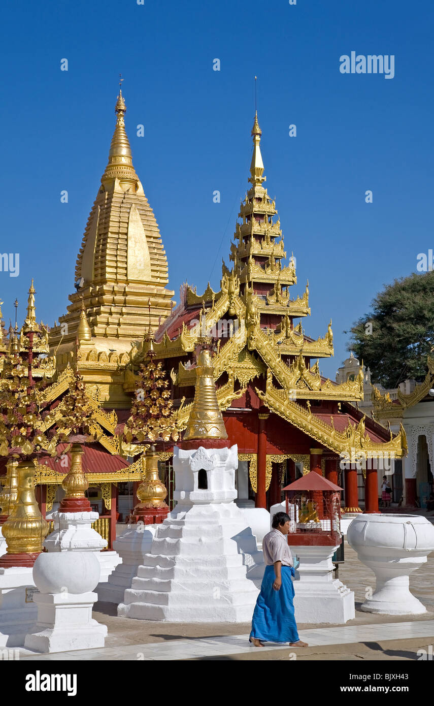 Longyi And Myanmar High Resolution Stock Photography and Images - Alamy