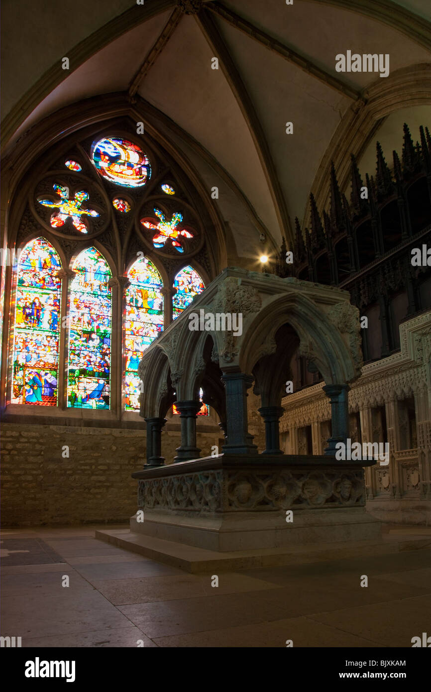 St Frideswide stained glass window Shrine Christ Church College ...