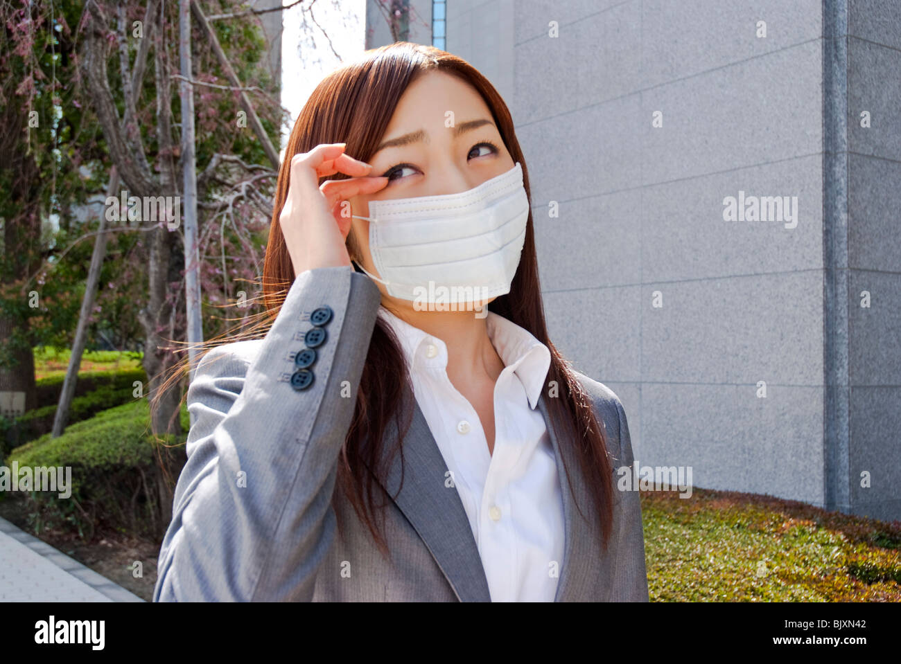 Japanese woman mask hi-res stock photography and images - Alamy