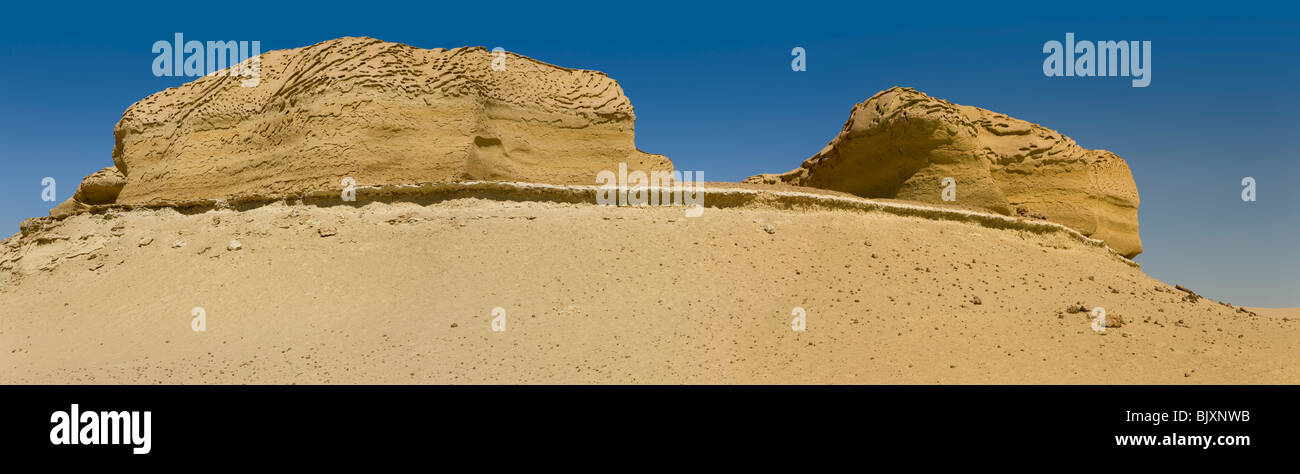 Desert landscape showing weathering hi-res stock photography and images ...