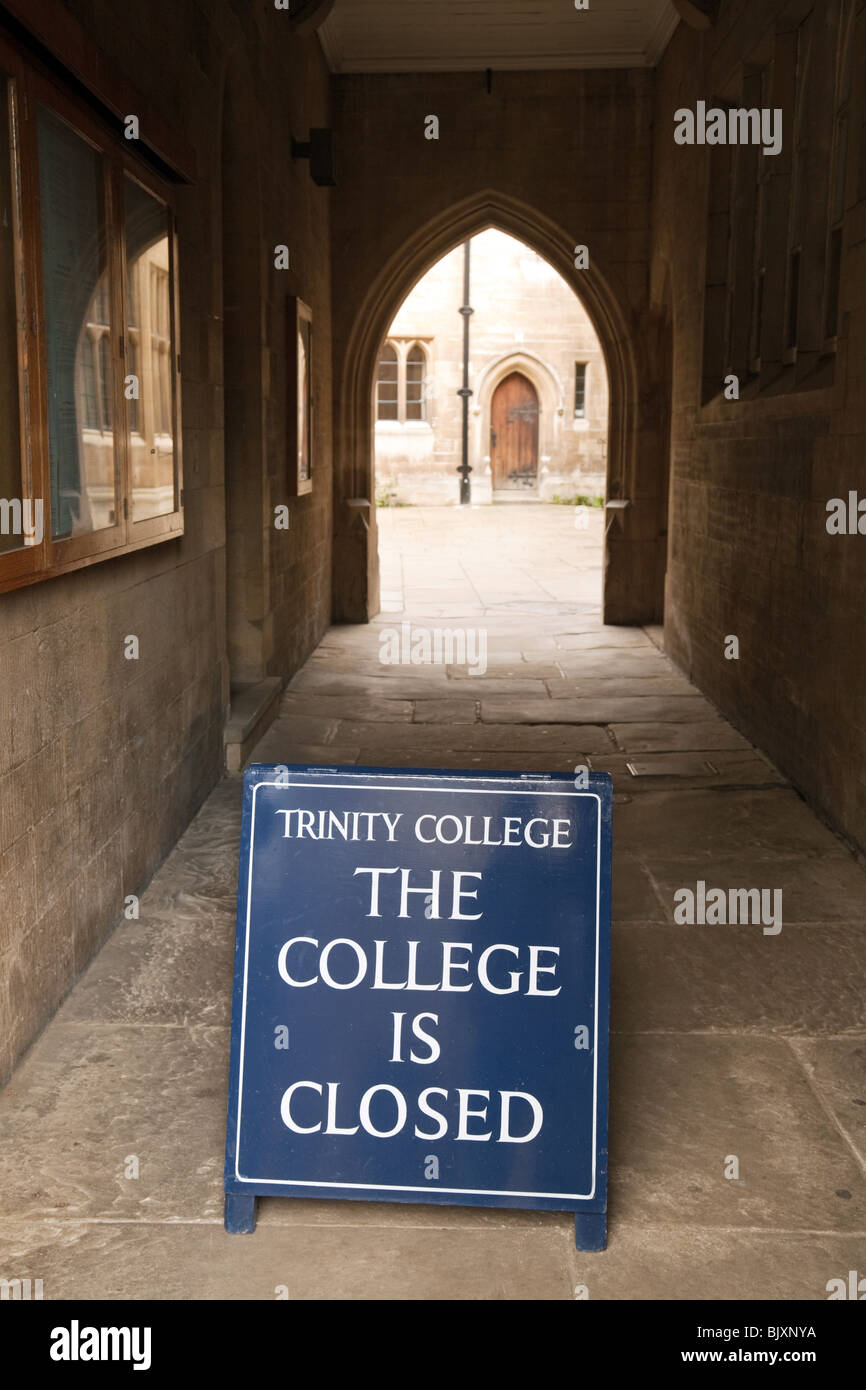 College Closed sign at the entrance to Trinity College, Cambridge ...