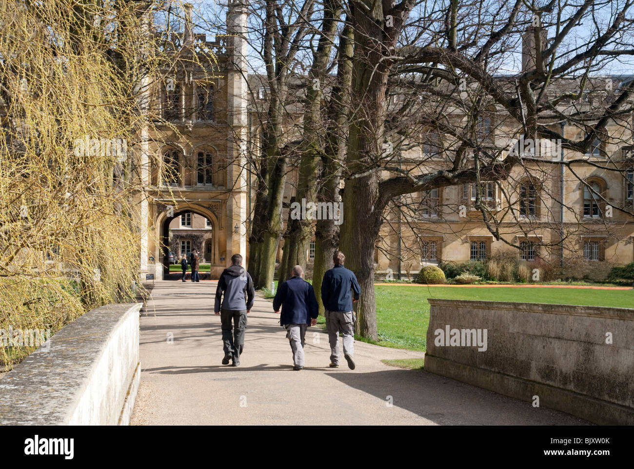 Cambridge university students over view hi-res stock photography and ...