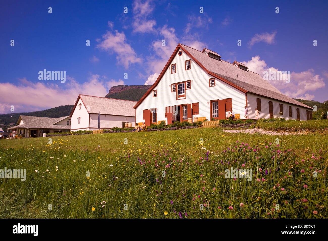 Centre d'Interpretation du Parc de I'lle-Bonaventure-et-du-Rocher-Perce ...