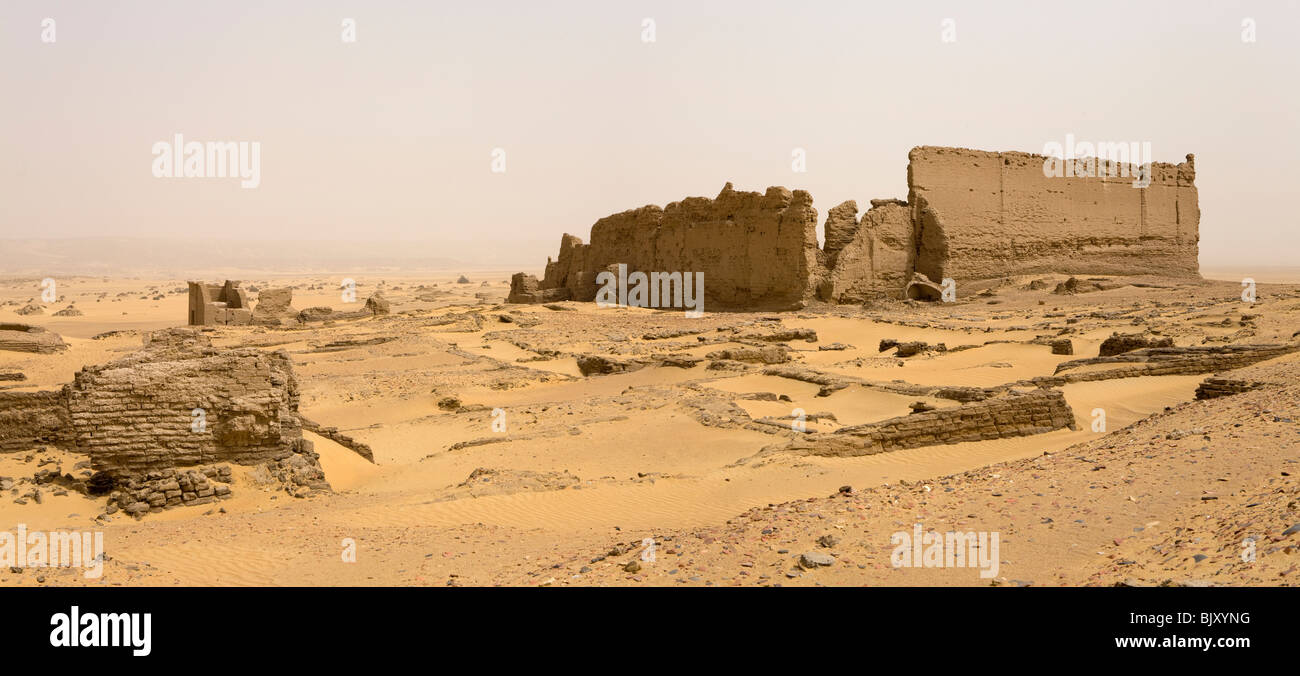 Roman garrison desert hi-res stock photography and images - Alamy