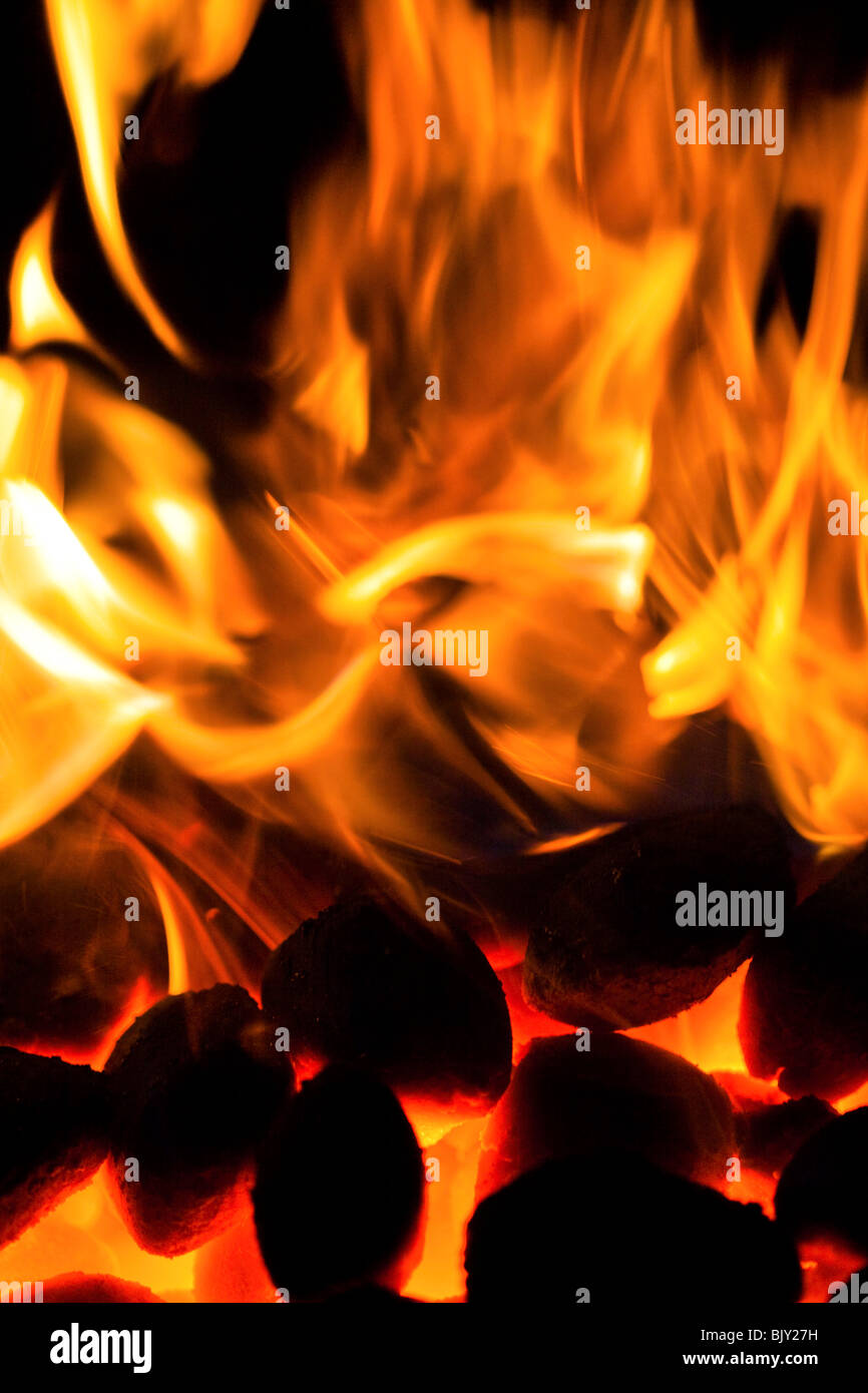Coal fire hi-res stock photography and images - Alamy