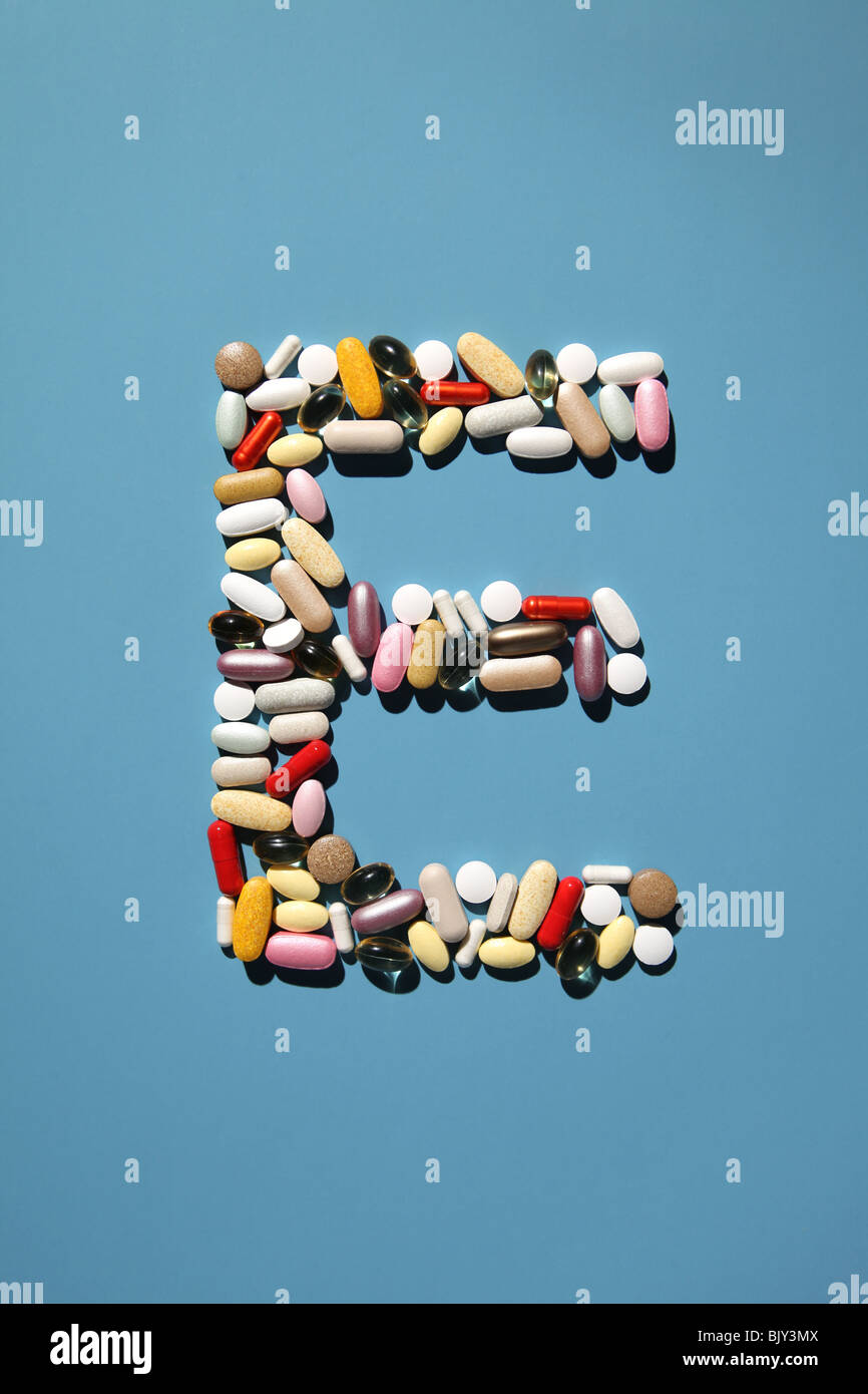 Vitamin e capsule hi-res stock photography and images - Alamy