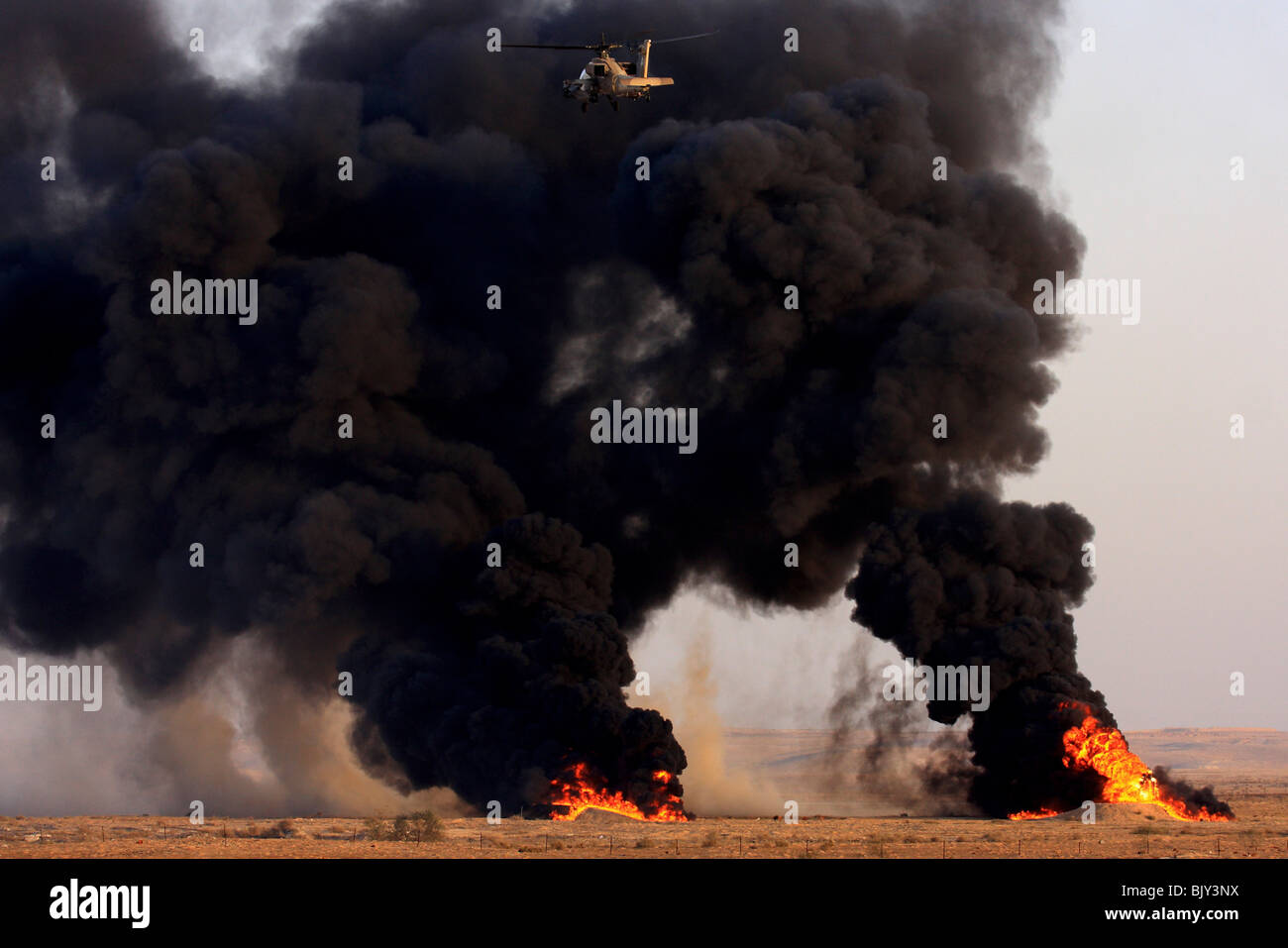 Israeli Air force Apache AH-64A in flight Stock Photo - Alamy
