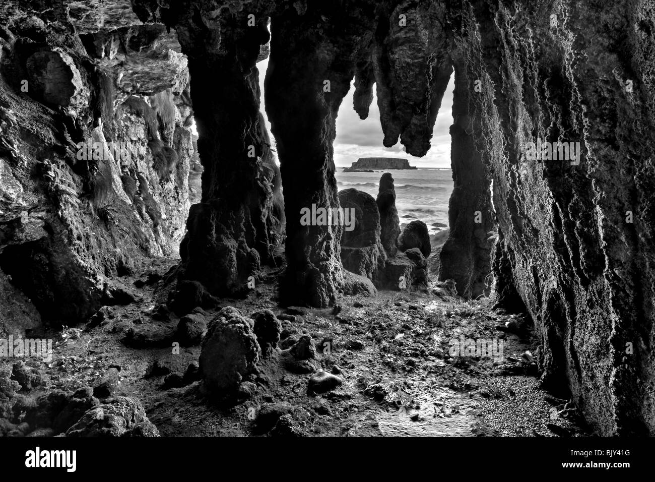 Cave formations and structures hi-res stock photography and images - Alamy