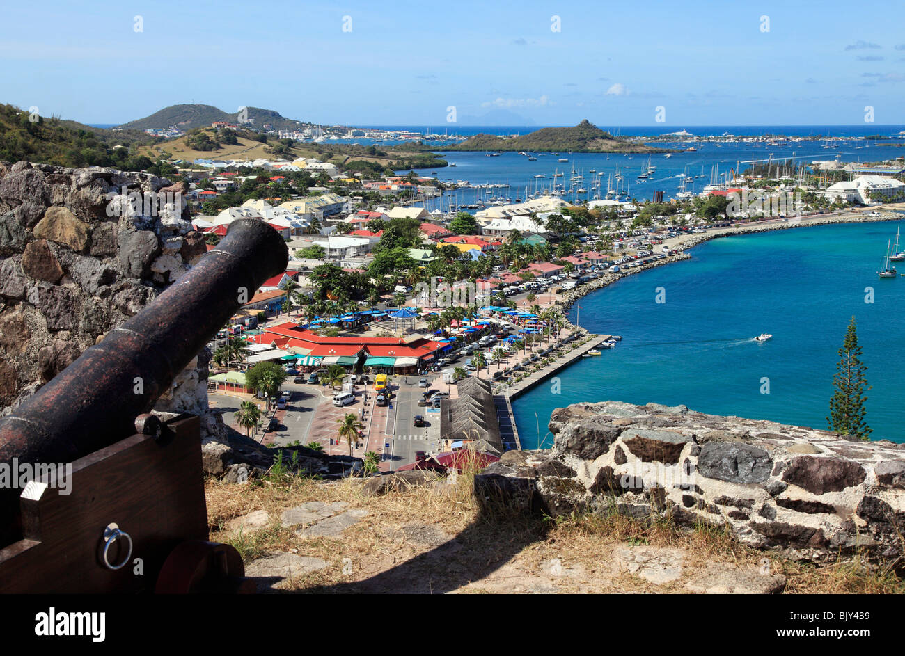 St maarten caribbean harbour hi-res stock photography and images - Alamy