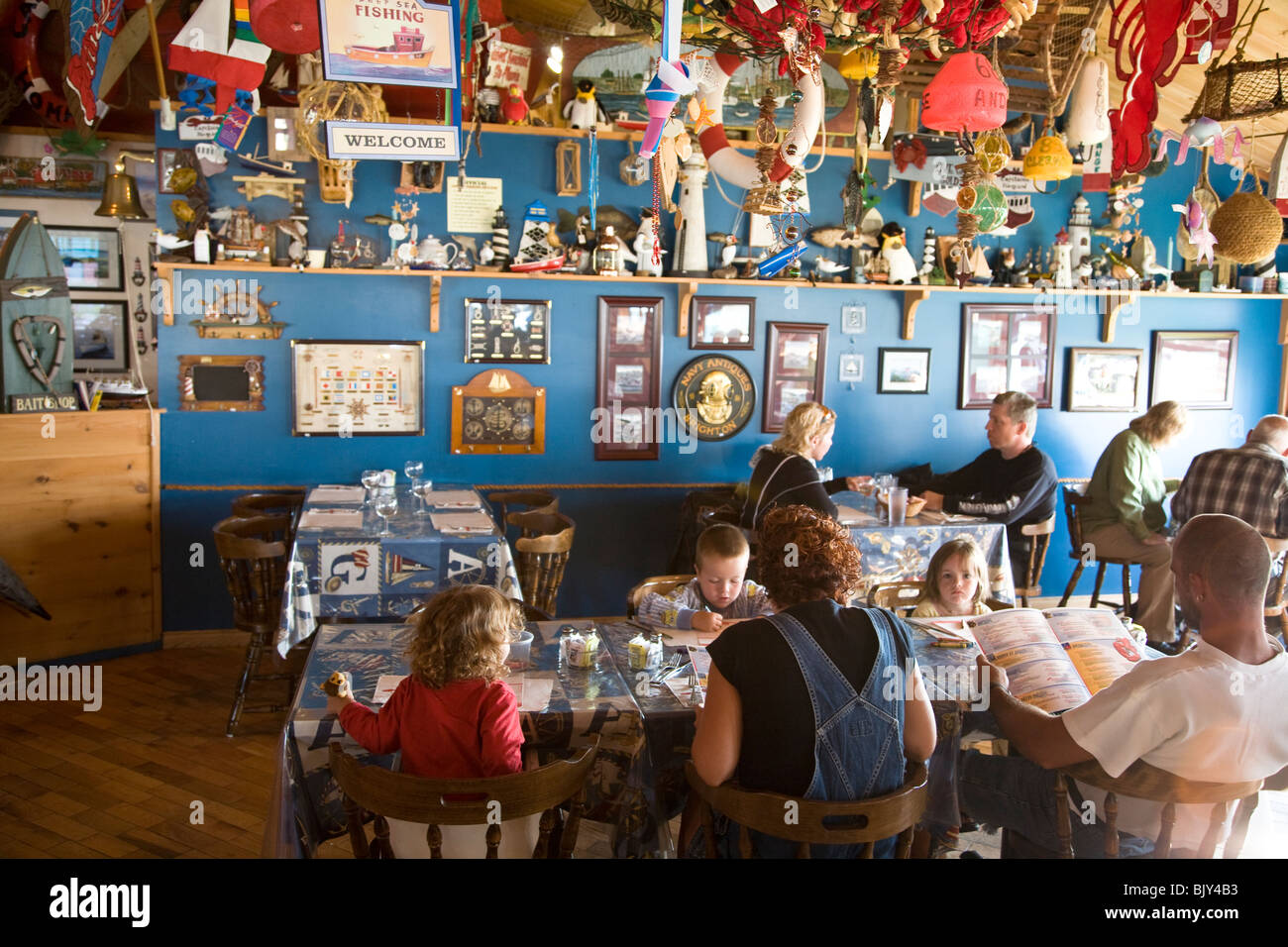 Capitaine Homard Restaurant is a Gaspe favorite for lobster and other ...