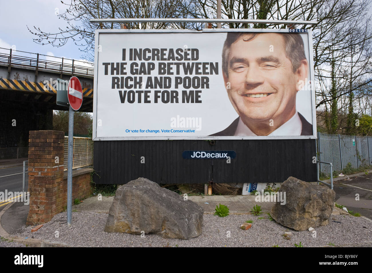 Uk labour propaganda poster hi-res stock photography and images - Alamy