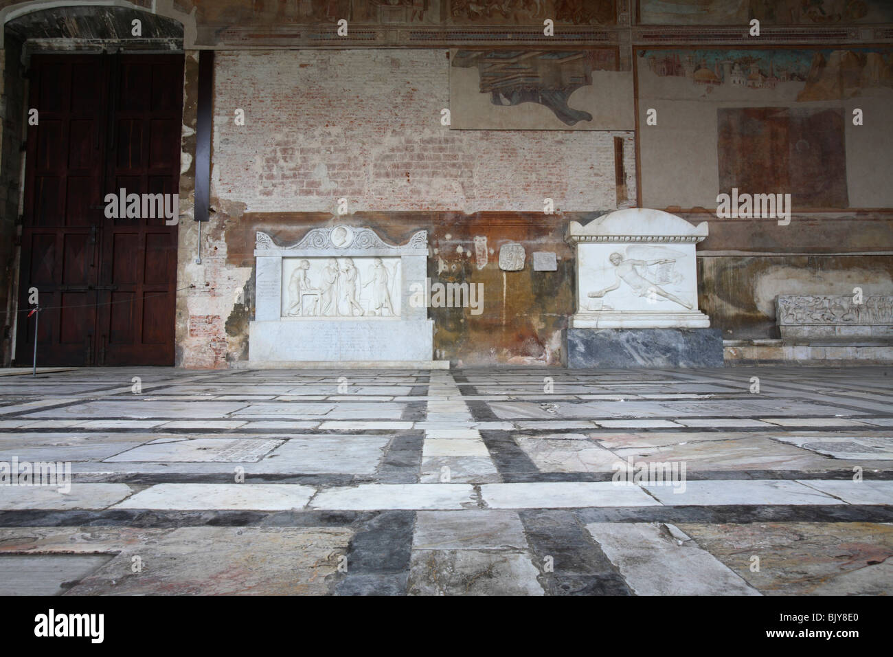 Pisa italy wall of campo santo hi-res stock photography and images - Alamy