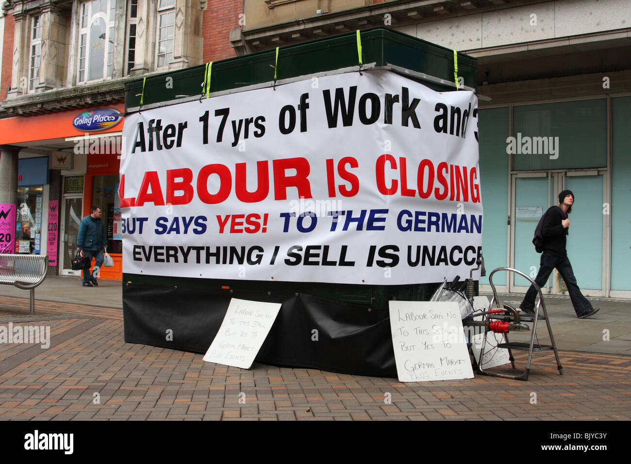 A stall forced to close after 17 years of trading in Nottingham city ...