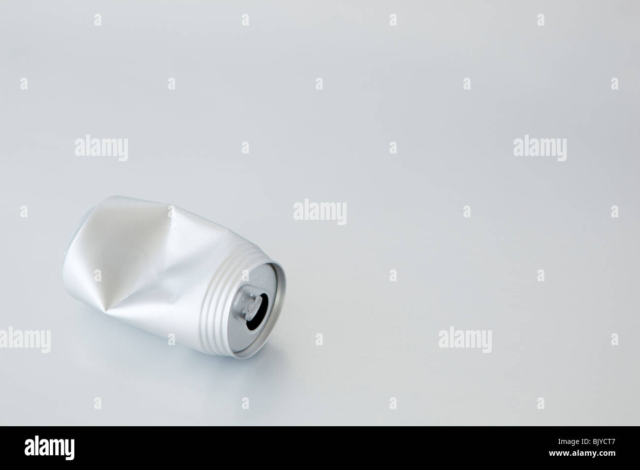 Crushed can hi-res stock photography and images - Alamy