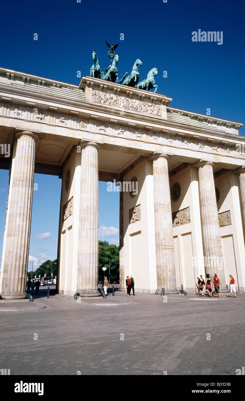 Brandenburger tor gate cold war hi-res stock photography and images - Alamy