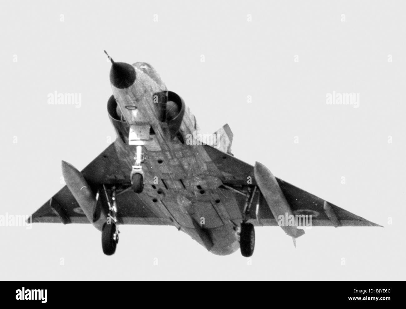 Israeli Air Force Dassault Mirage IIICJ fighter plane in flight ...