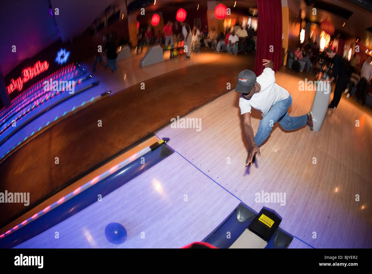 Lucky strikes hi-res stock photography and images - Alamy