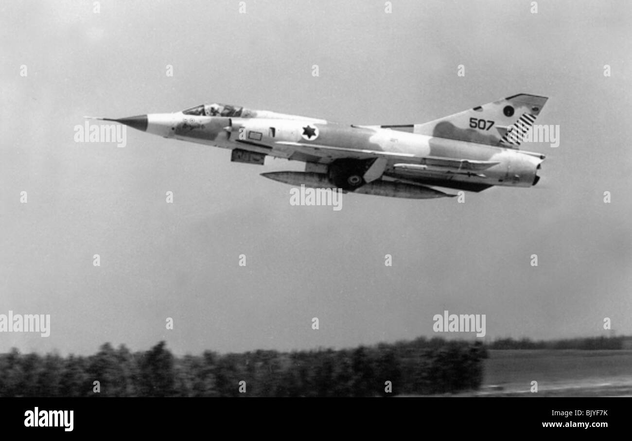 Israeli Air Force Dassault Mirage IIICJ fighter plane in flight ...