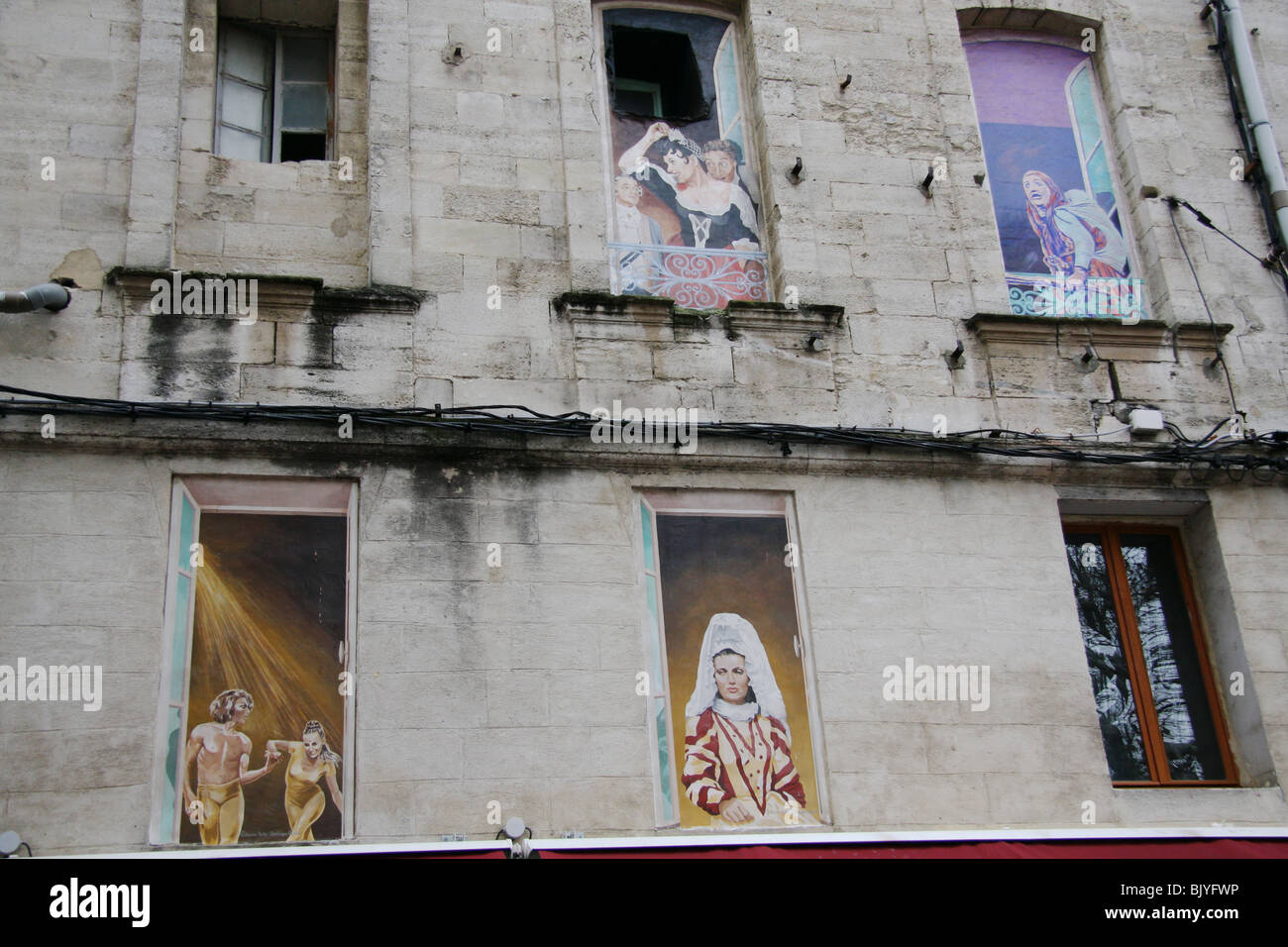 A house facade in Avignon, painted with fake windows Stock Photo - Alamy