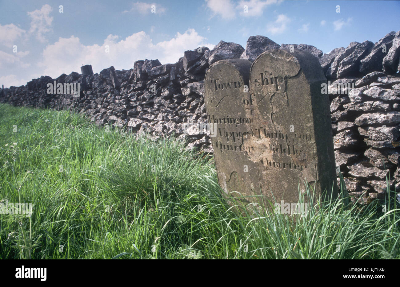 Boundary stone, Pomeroy, Derbyshire, England Stock Photo - Alamy