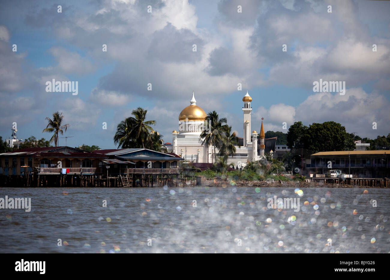 Bandar Seri Begawan Brunei upriver showing the Sultans Palace on fast ...