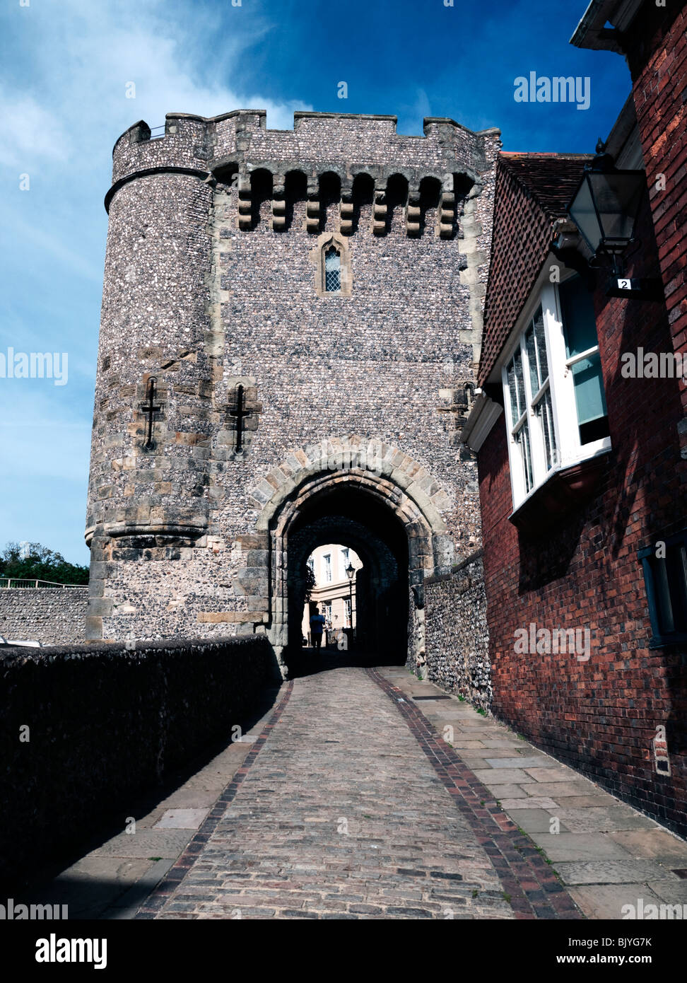 Lewes Castle, East Sussex: 12th-Century Barbican Gateway Stock Photo ...