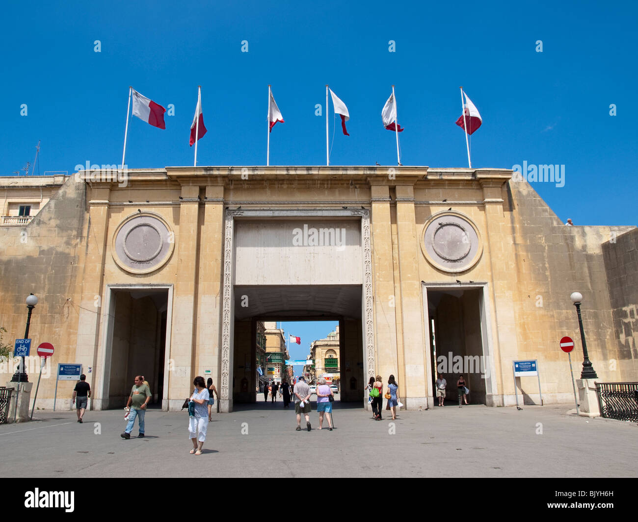 City gate in Valetta, Malta Stock Photo - Alamy