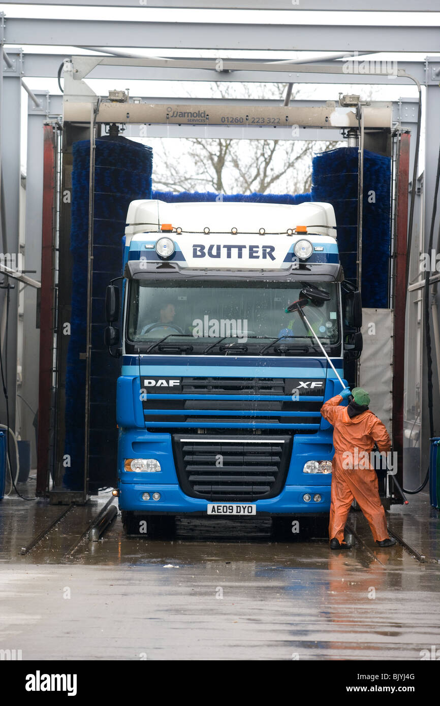 Washing Lorry High Resolution Stock Photography and Images - Alamy