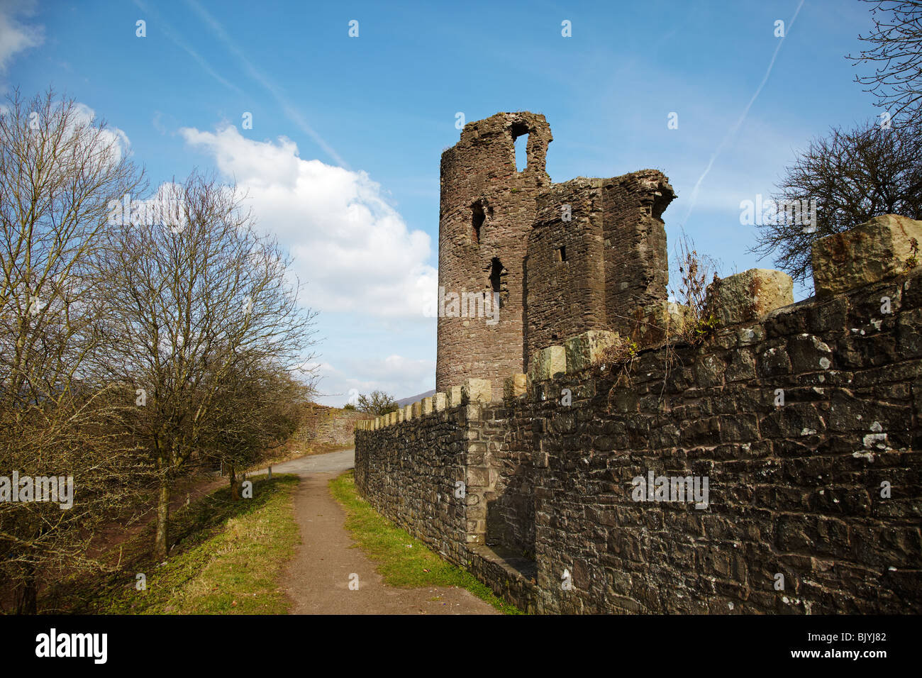 Abergavenny castle hi-res stock photography and images - Alamy