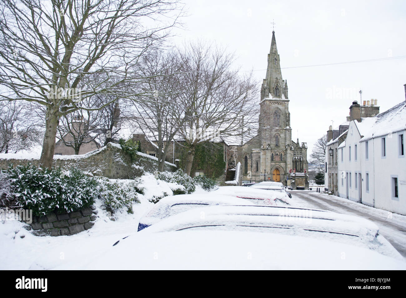 Falkland village with a covering of snow Stock Photo - Alamy