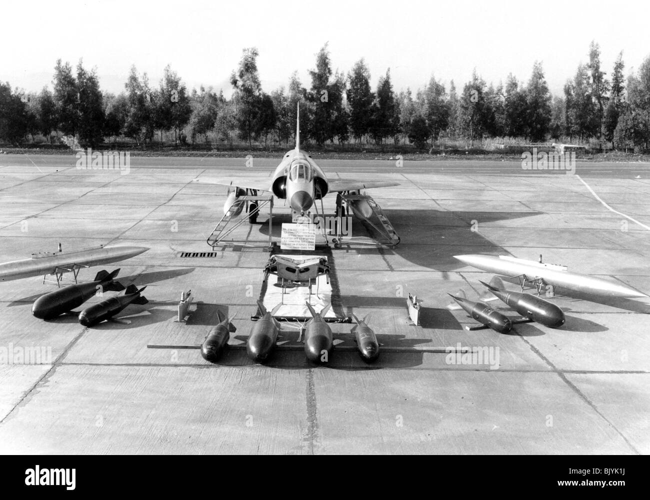 Israeli Air Force Dassault Mirage IIICJ fighter plane on the ground ...