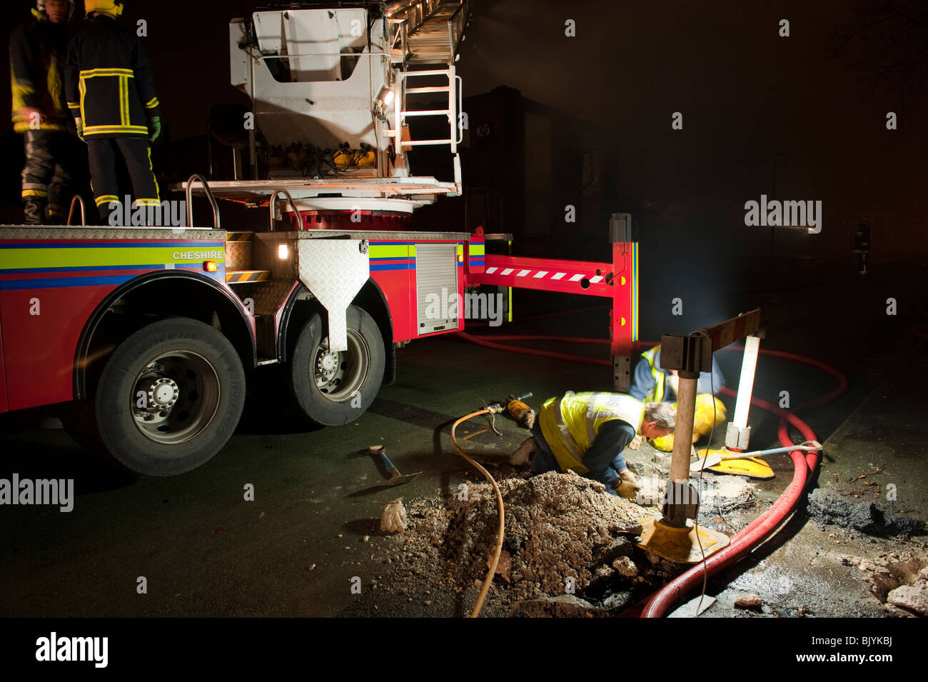 Board firephoto hi-res stock photography and images - Alamy