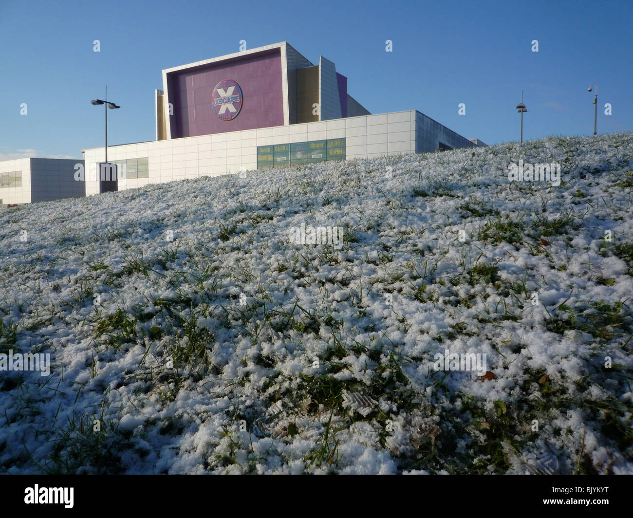 excape Xscape leisure centre and indoor Ski centre in Pontefract near ...